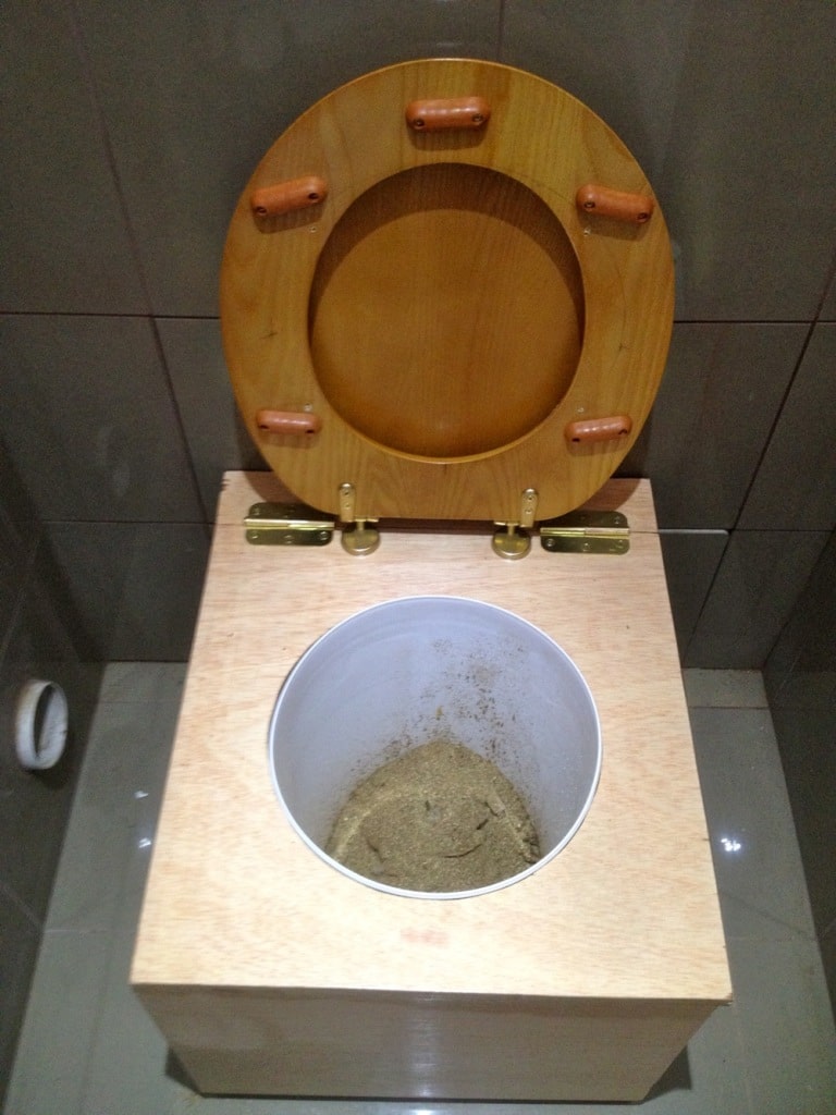 Building a Jenkins-style Lovable Loo for the Tinyhouse - Milkwood ...