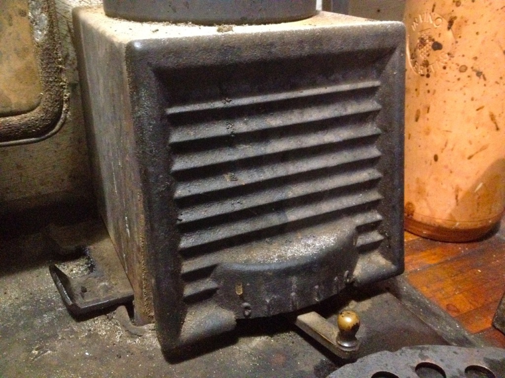 Cooking on a Rayburn Woodstove: Can You Give Us Your Tips? - Milkwood ...