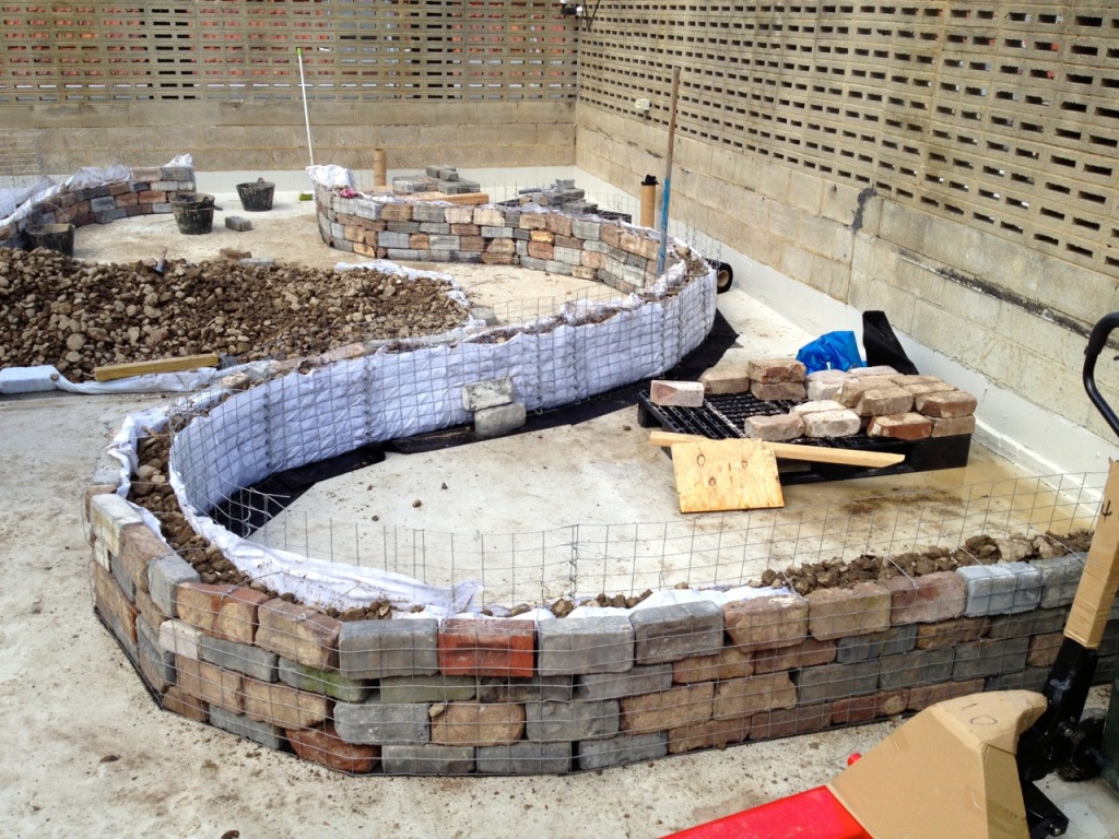107 Rooftop Garden Build: The Gabions - Milkwood: permaculture courses ...